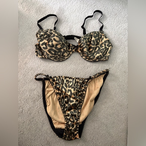 Vintage | Intimates & Sleepwear | Vintage 99s Ladies Leopard Print 2 ...